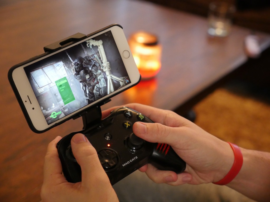 How to Play PC Games on your iPhone using Moonlight - iPhone Hacks | #1 ...