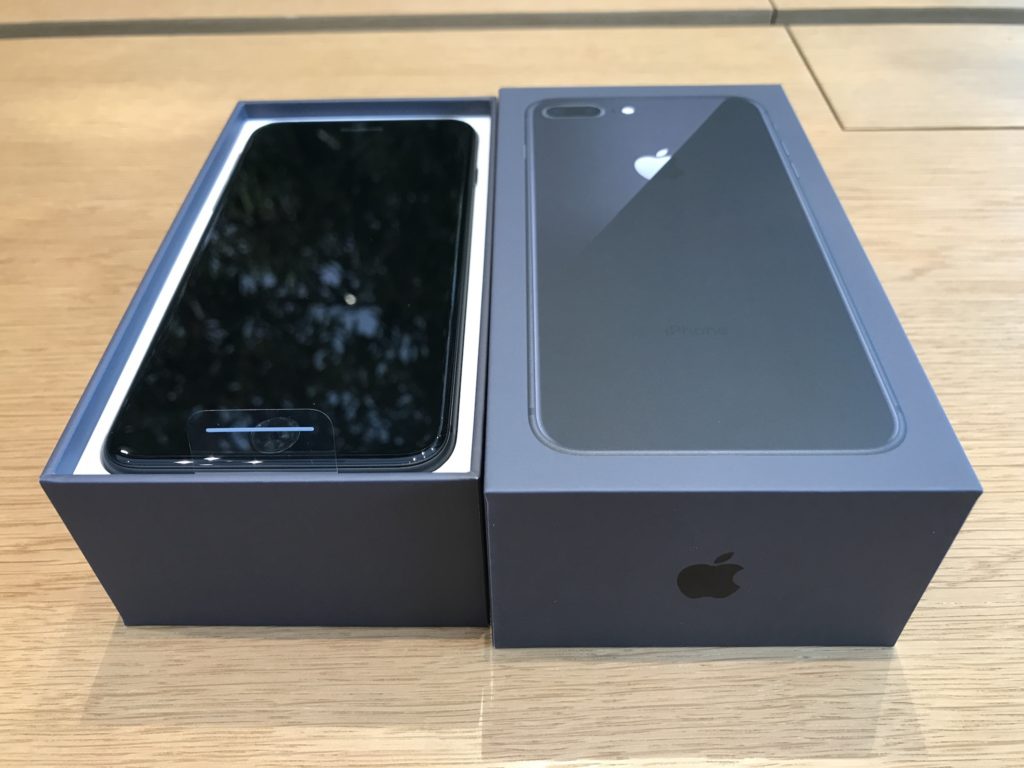 Space Gray iPhone 8 Plus Unboxing Photos - iPhone Hacks | #1 iPhone ...