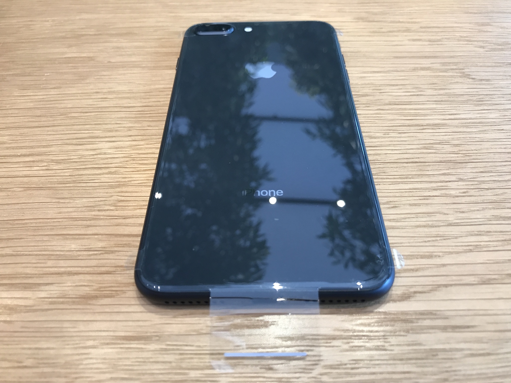 Space Gray iPhone 8 Plus Unboxing Photos - iPhone Hacks | #1 iPhone ...