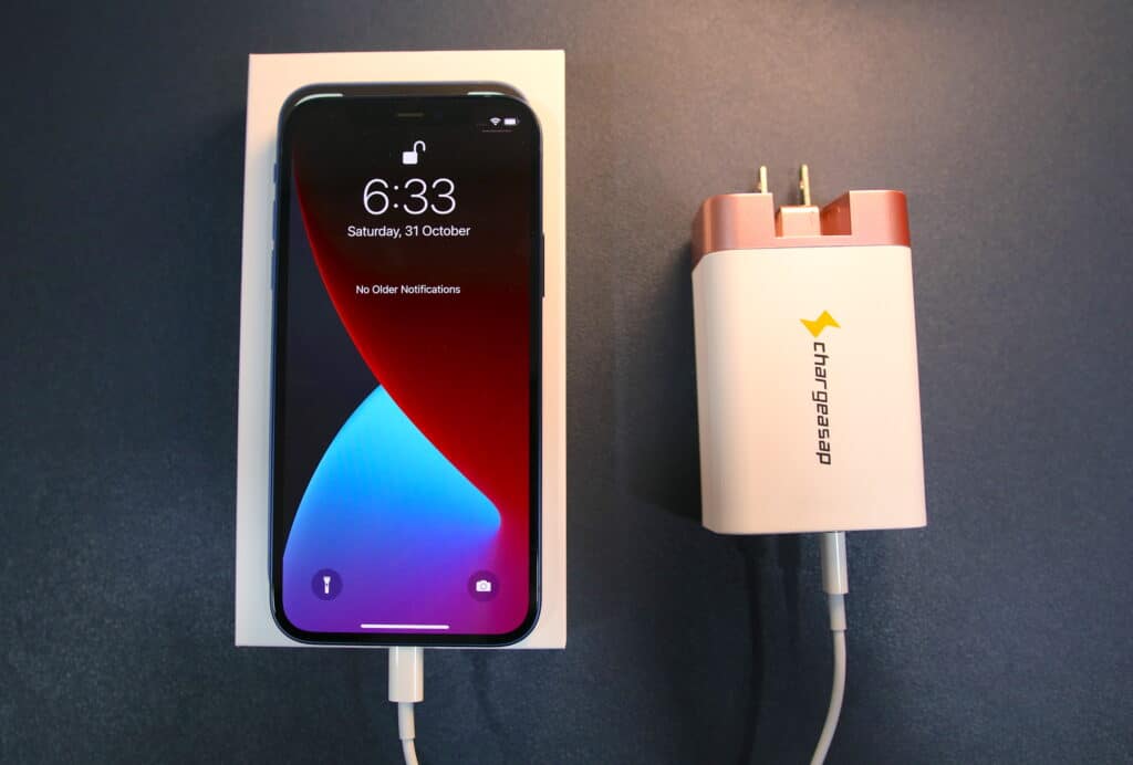 Hands On: Chargeasap's Omega 200W Charger, World’s First and Smallest ...